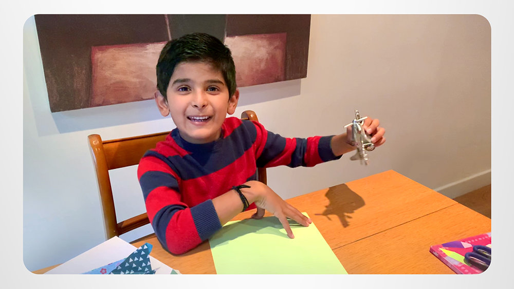 Ruvaan faltet @home zum Fliegen