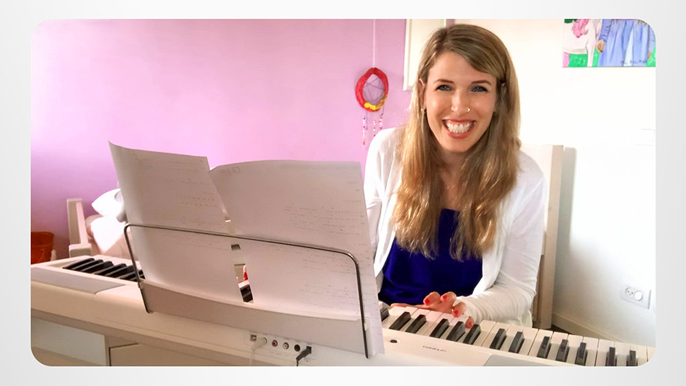 Enfin des leçons de piano pour Tal dans @home