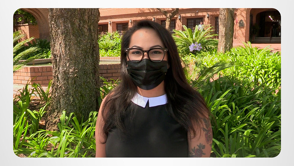 Mandi’s Feeling Dandy @home