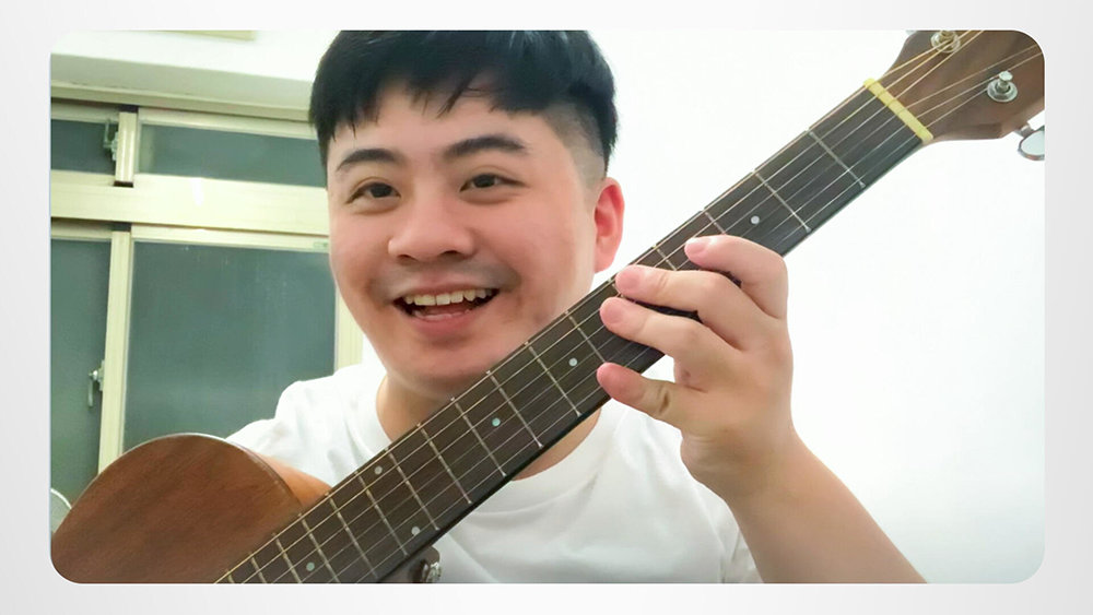 Fingerpickin’ Good with Shou En @home