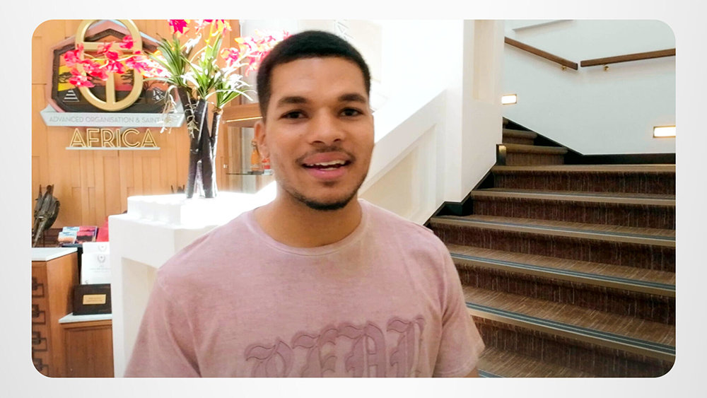 Hakeem Goes Clear at the Castle @life