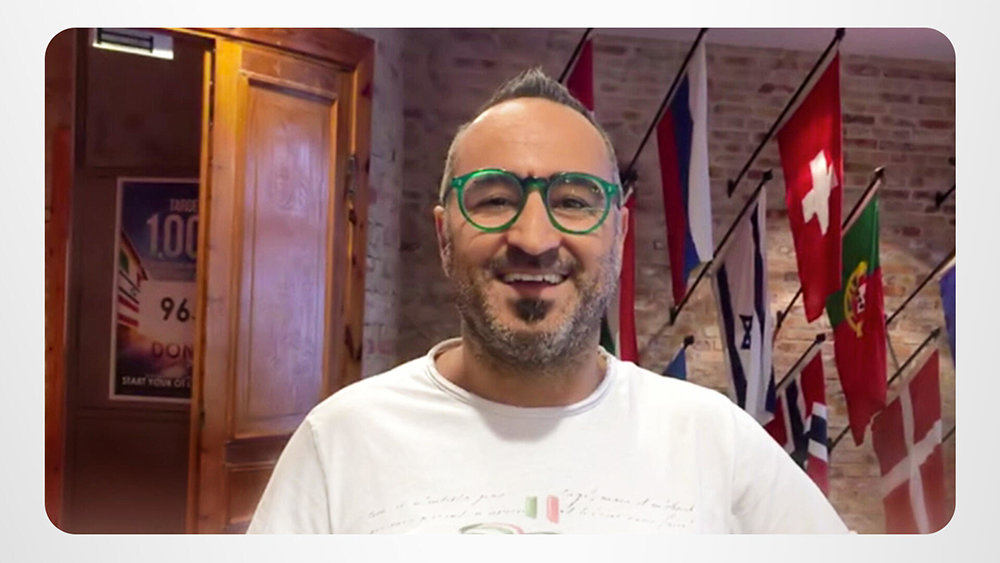 Max Takes It to the Max @life