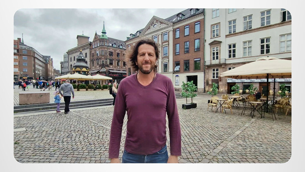 Roni Rises in Denmark @life